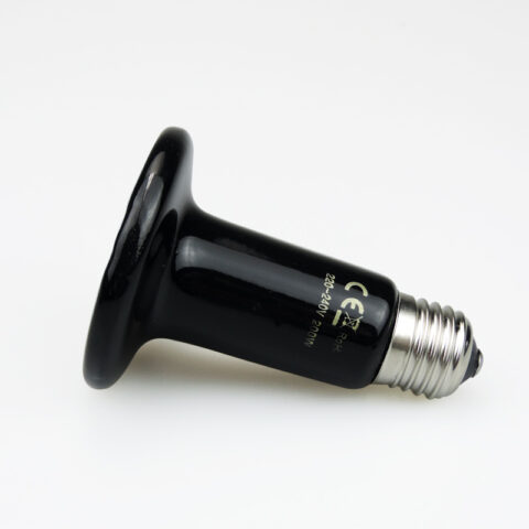 Foco de Ceramica Para Pollos, Aves 50 100 y 200 watts - DZM Agroindustrial